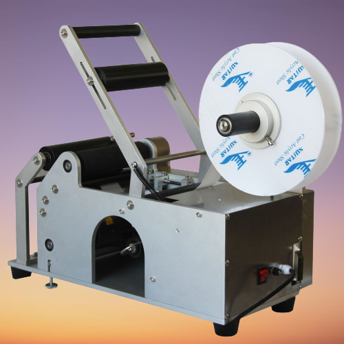 Semi-Automatic Sticker Labeling Machine - Shiv Shakti Machtech